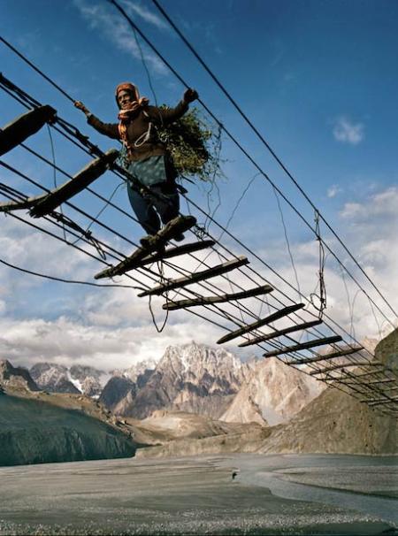 Matthieu Paley: Journey to the Roof of the World « Simerg – Insights ...